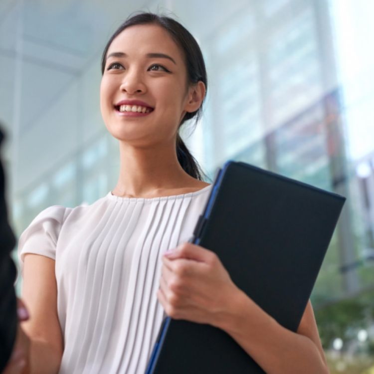 Recruiting 101: Employee Referral Program | PeopleScout