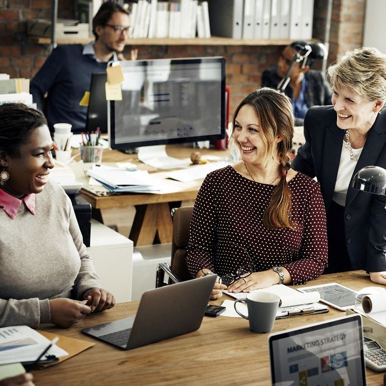 Contract Employee: Tips for Hiring Contract Workers